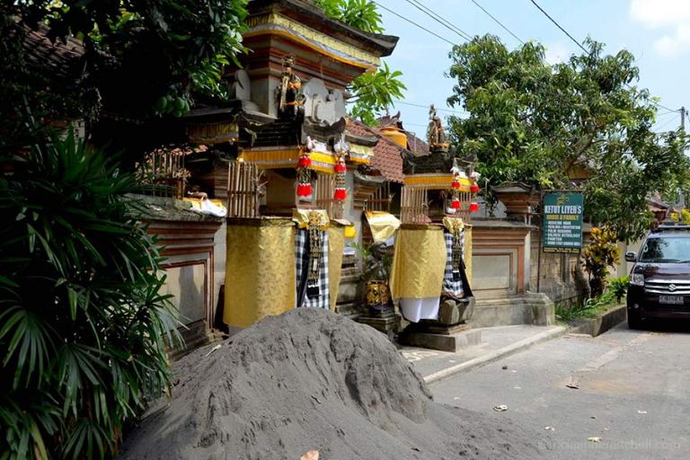 An Afternoon with “Eat Pray Love’s” Ketut Liyer in Bali, Indonesia ...