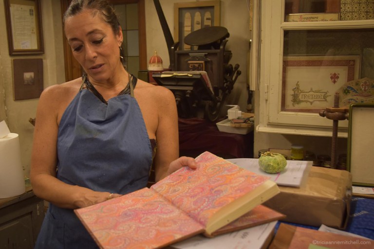 Creating Handmade, Italian Marbled Paper in Florence, Italy – Travels ...